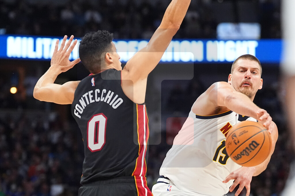 Denver uz Jokićev peti tripl-dabl pobedio Majami - Tanjug