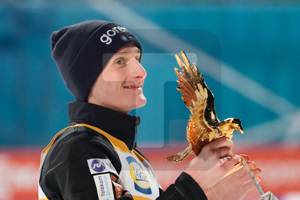 Slovenac Domen Prevc drugim mestom u Bišoshofenu osvojio turneju ...